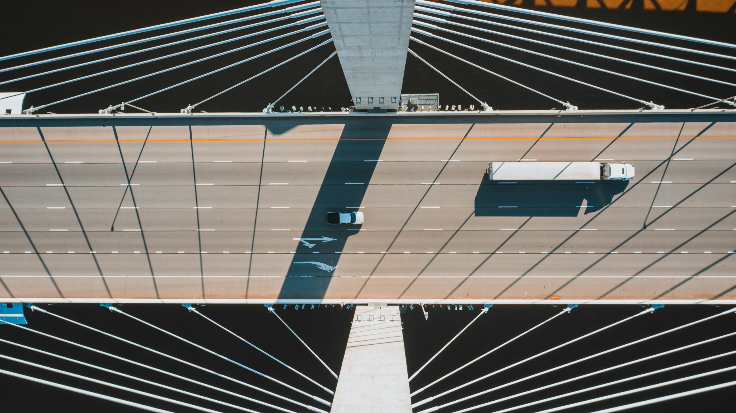 Full Truckload Shipping Guide | FTL Freight Explained | Pinnacle